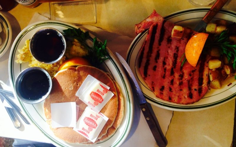 lumberjack breakfast | Cabaret Reviews
